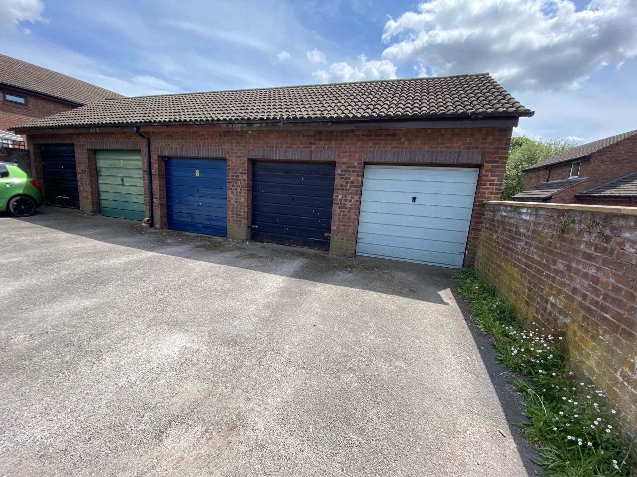 Rowan Court, Frome, Somerset - Lettings-R-Us Letting Agency Frome ...