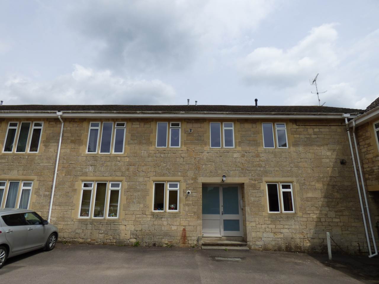 St Michaels Court, Monkton Combe, Bath - Lettings-R-Us Letting Agency ...