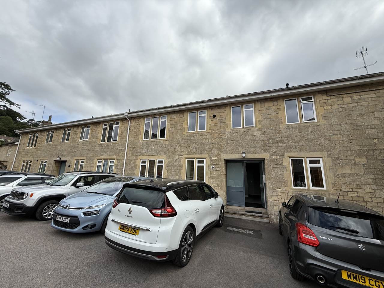 St Michaels Court, Monkton Combe, Bath - Lettings-R-Us Letting Agency ...